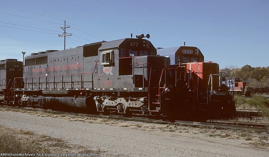 NRE SD40 872